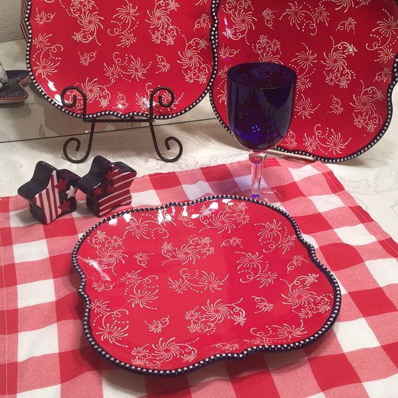 Temp-Tations | Dining | 2 Dinner Plates Americana Temptations No ...